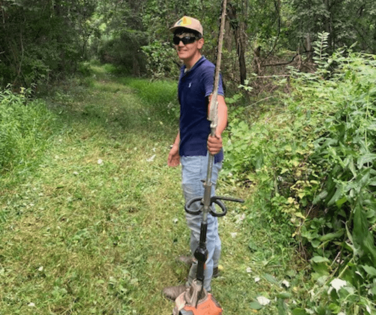 Looney Scholar Bryan Sandoval's Summer Internship - Piedmont Fox Hounds Conservation Fund